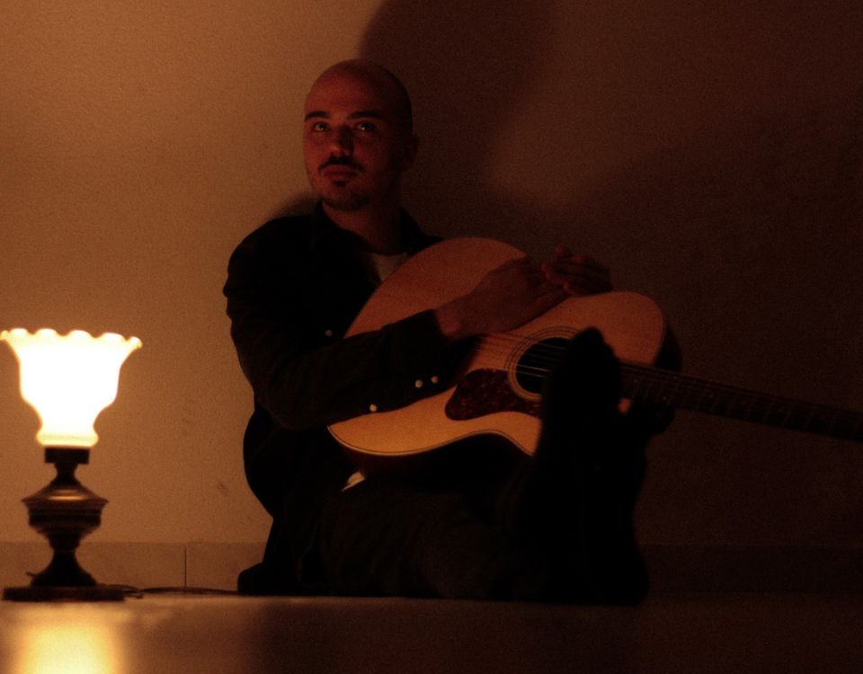 Júlio Marotta apresenta sua diversidade musical em shows na capital ...